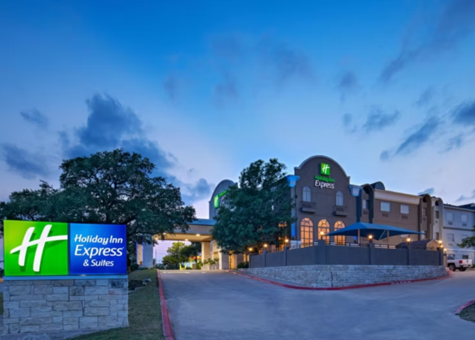 Holiday Inn Express – Cedar Park - Pilot Catastrophe Services